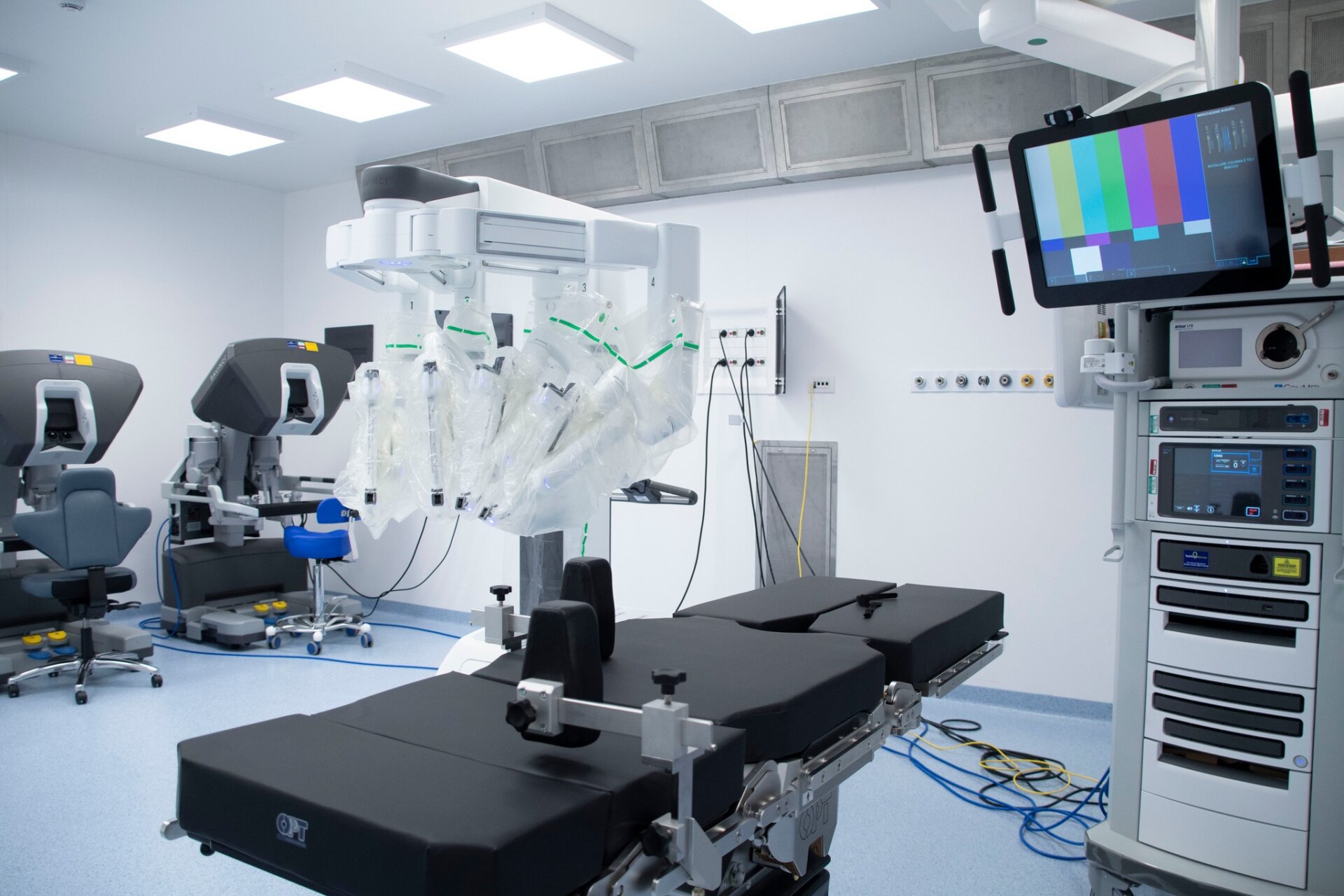Il robot chirurgico è già operativo: i primi interventi al Carlo Poma ... Il robot chirurgico è già operativo: i primi interventi al Carlo Poma ...
